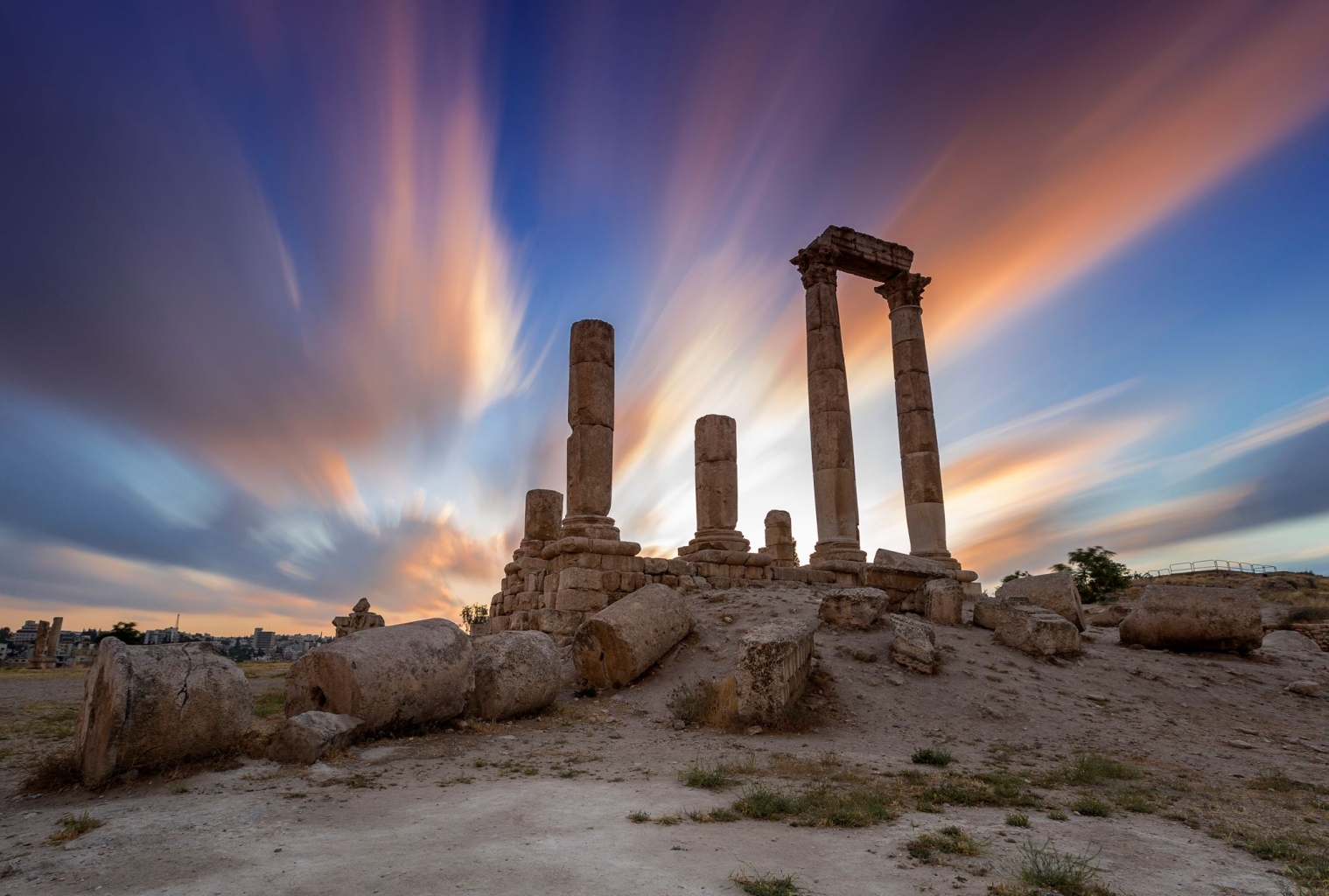 AMMAN CITY TOUR WITH GUIDE (4-hour) / with lunch - ITAP World